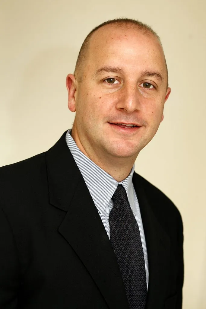 Meet Dr. Matthew R. Fantasia Cosmetic Dentist Matthew R. Fantasia, DMD